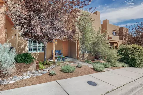 36 Vista Precioso, Santa Fe, NM 87507 | 1 photo - Movoto